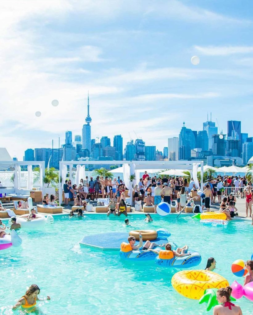 Cabana Pool Bar, Toronto: The Ultimate Pool Party Destination - Pool Party